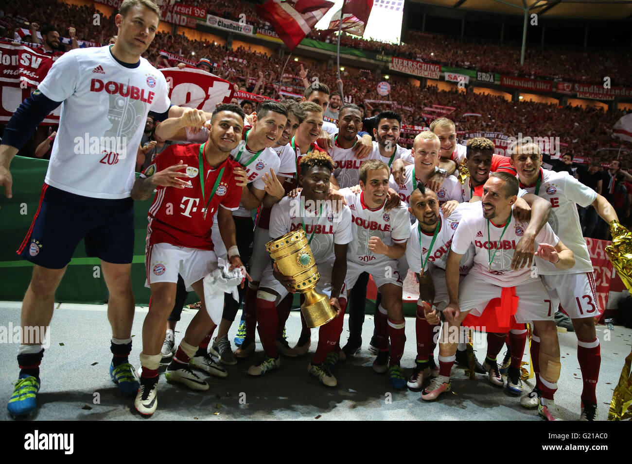Berlin, Germany. 21st May, 2016. Munich's David Alaba (holding the ...