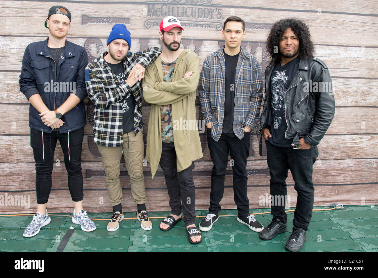 Issues Band Members