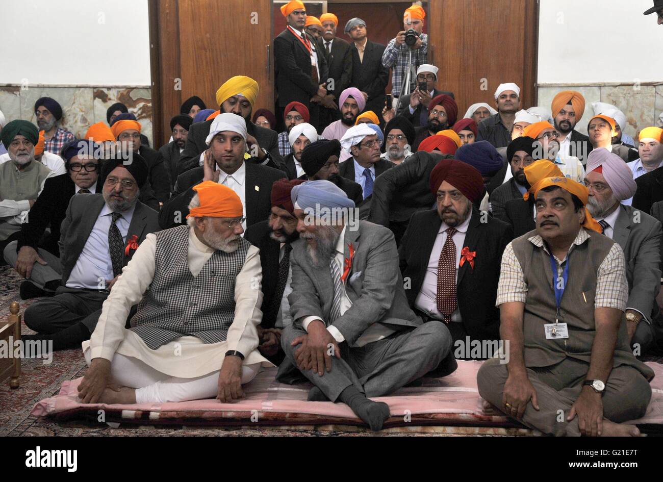 Sits sikhs temple iran tehran hi-res stock photography and images - Alamy