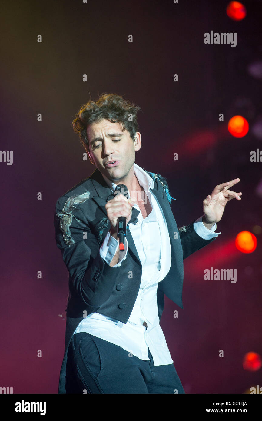 Mika in concert london hi-res stock photography and images - Alamy
