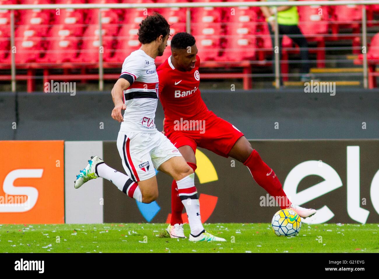 SAO PAULO, Brazil - 05/22/2016: SPFC X INTERNATIONAL - Vicky Hudson ...