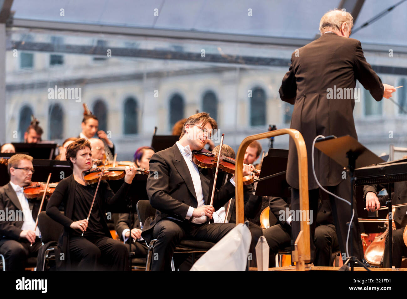 London symphony orchestra 2016 hi-res stock photography and images - Alamy