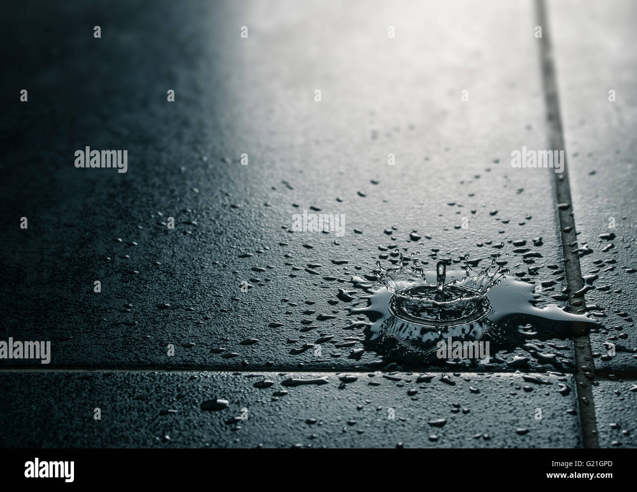 Tile flooring hi-res stock photography and images - Alamy