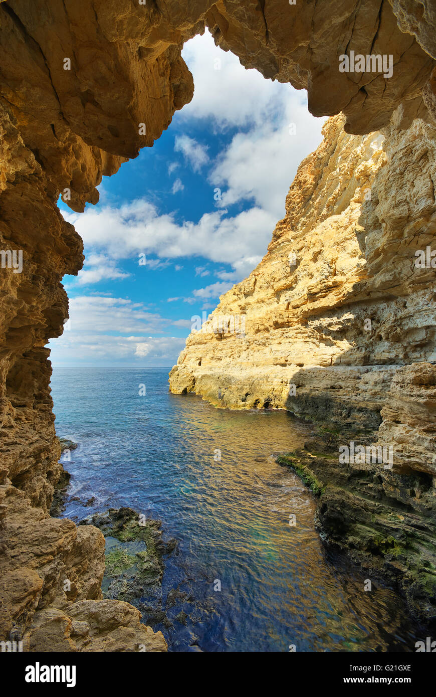 Inside grotto hi-res stock photography and images - Alamy