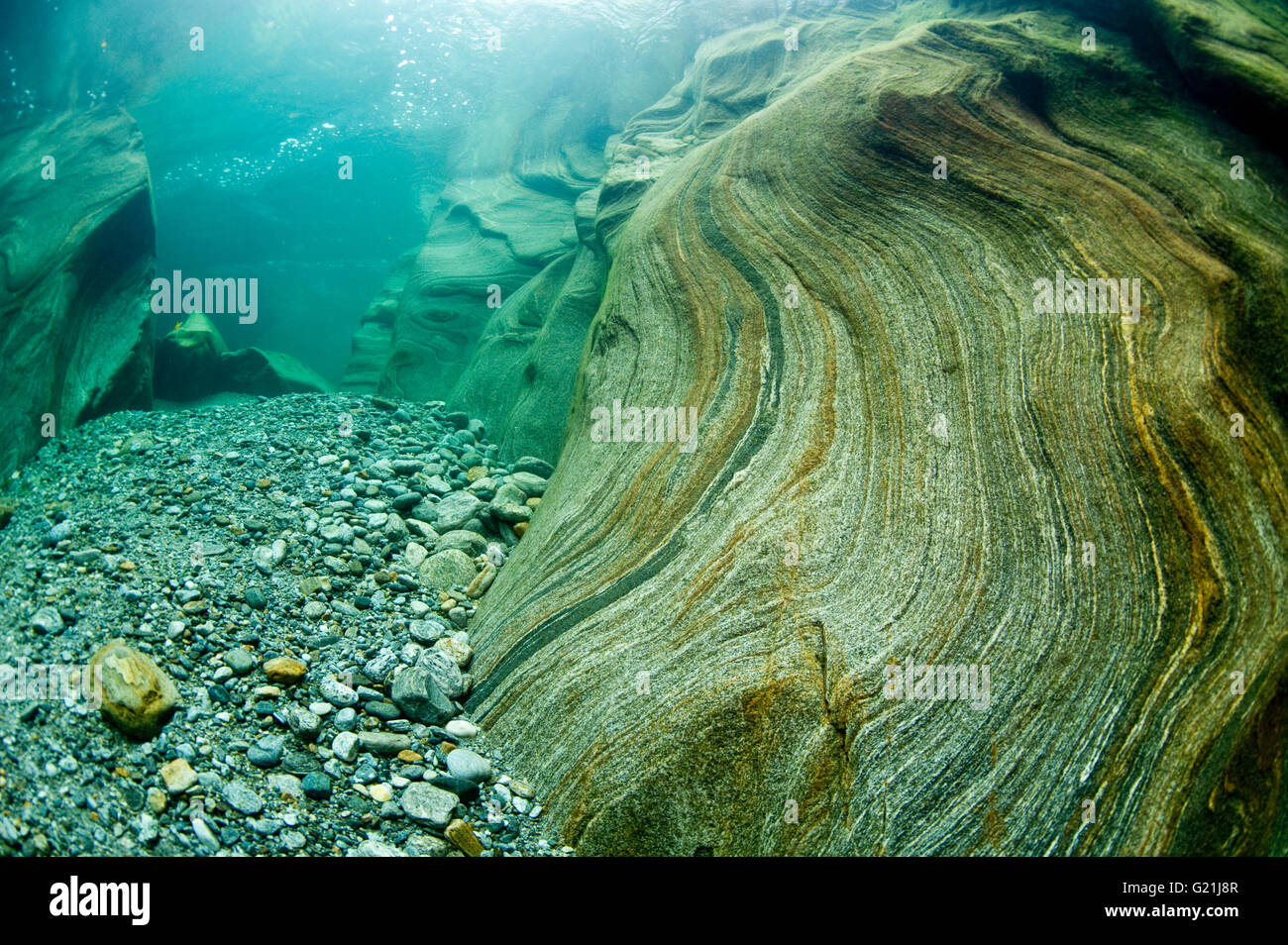 Riverbed underwater hi-res stock photography and images - Alamy