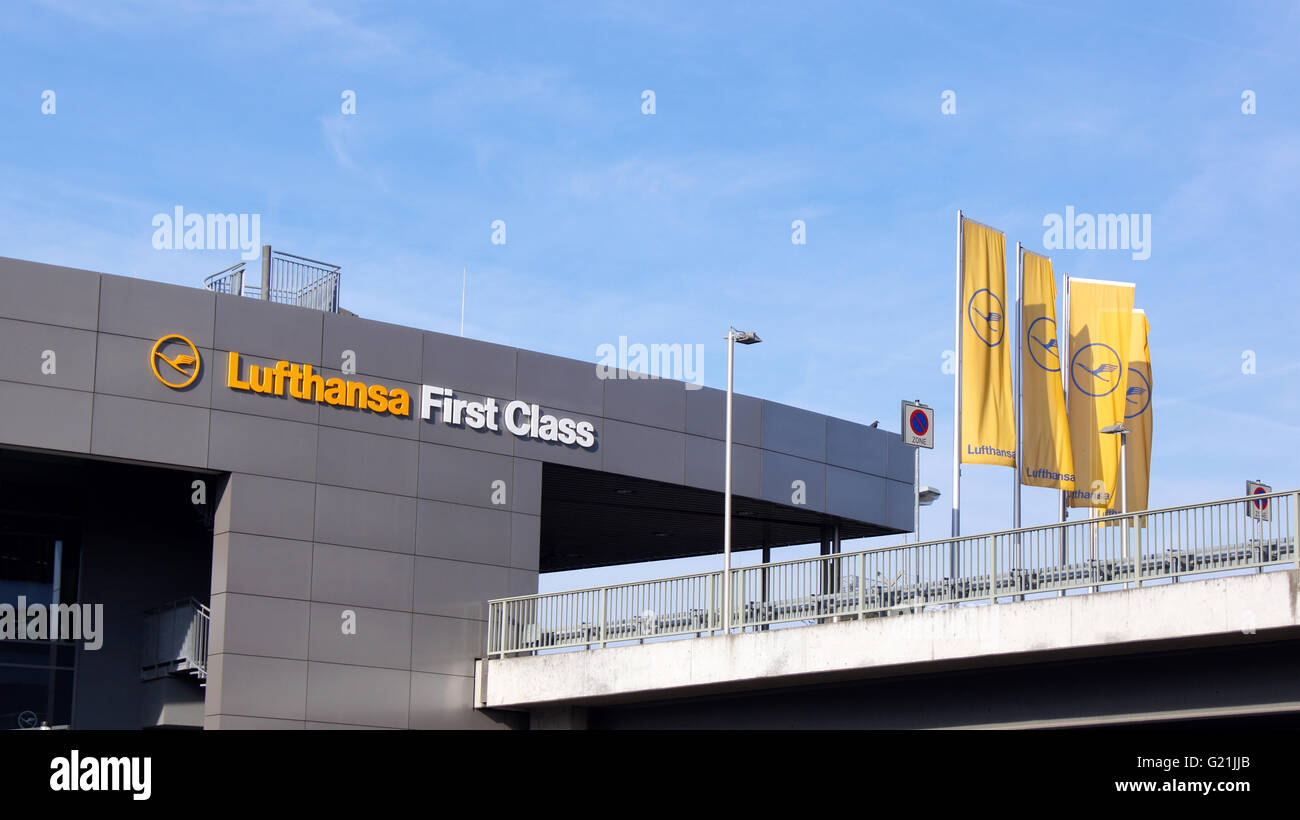 First Class Airport Terminal in Frankfurt Stock Photo - Alamy