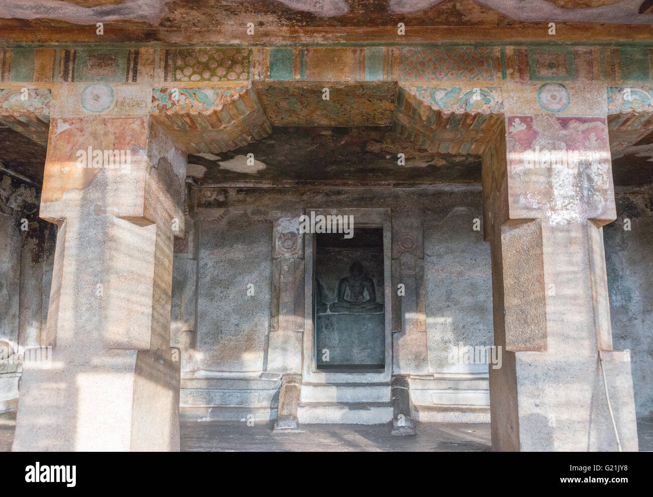 Inner sanctum of Chithannavasal Cave Temple Stock Photo - Alamy