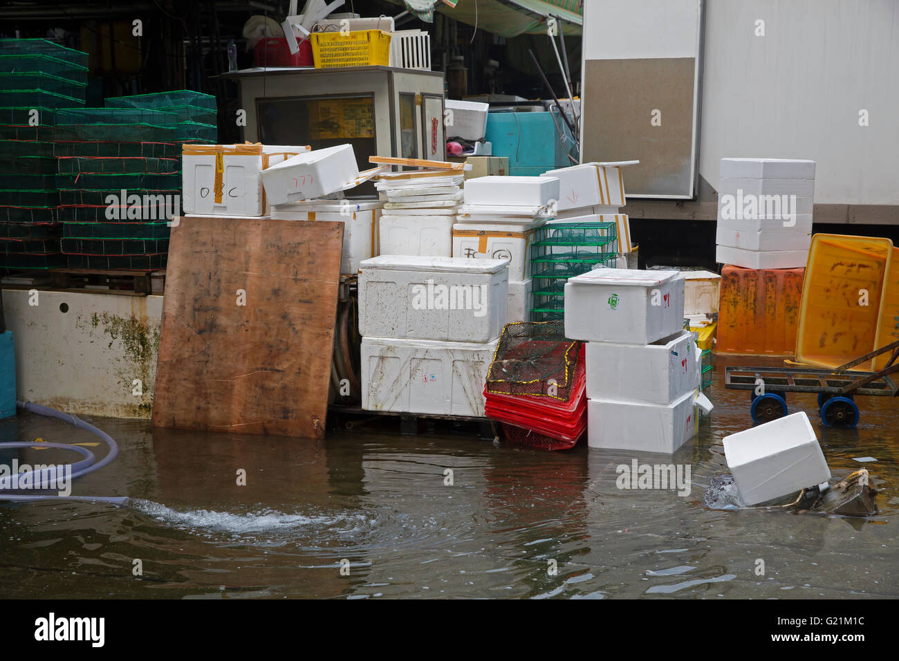 Aberdeen fish market hong kong hi-res stock photography and images - Alamy