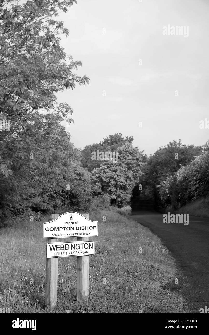 Welcome to somerset road sign Black and White Stock Photos & Images - Alamy