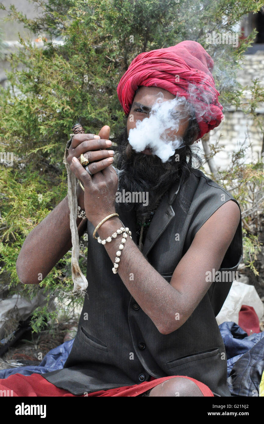 Nepal, Mustang, smoking marijuana Stock Photo - Alamy