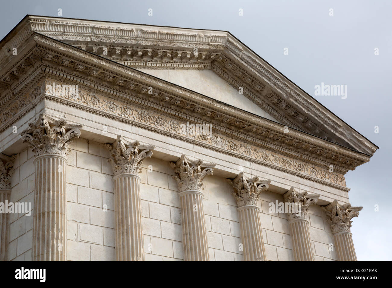 Maison Carree Roman Temple; Nimes; France Stock Photo - Alamy