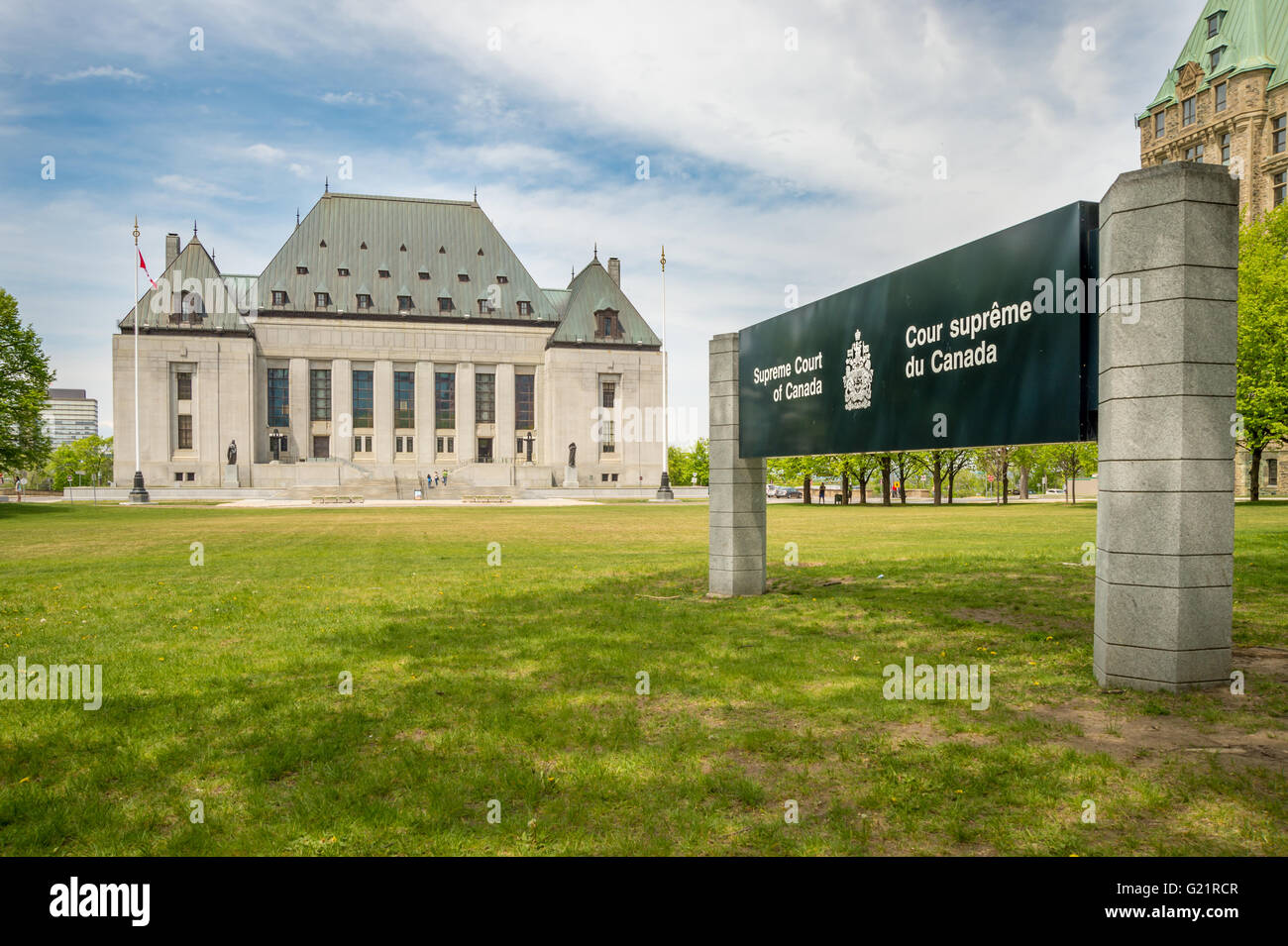 Canada supreme court building hi-res stock photography and images - Alamy