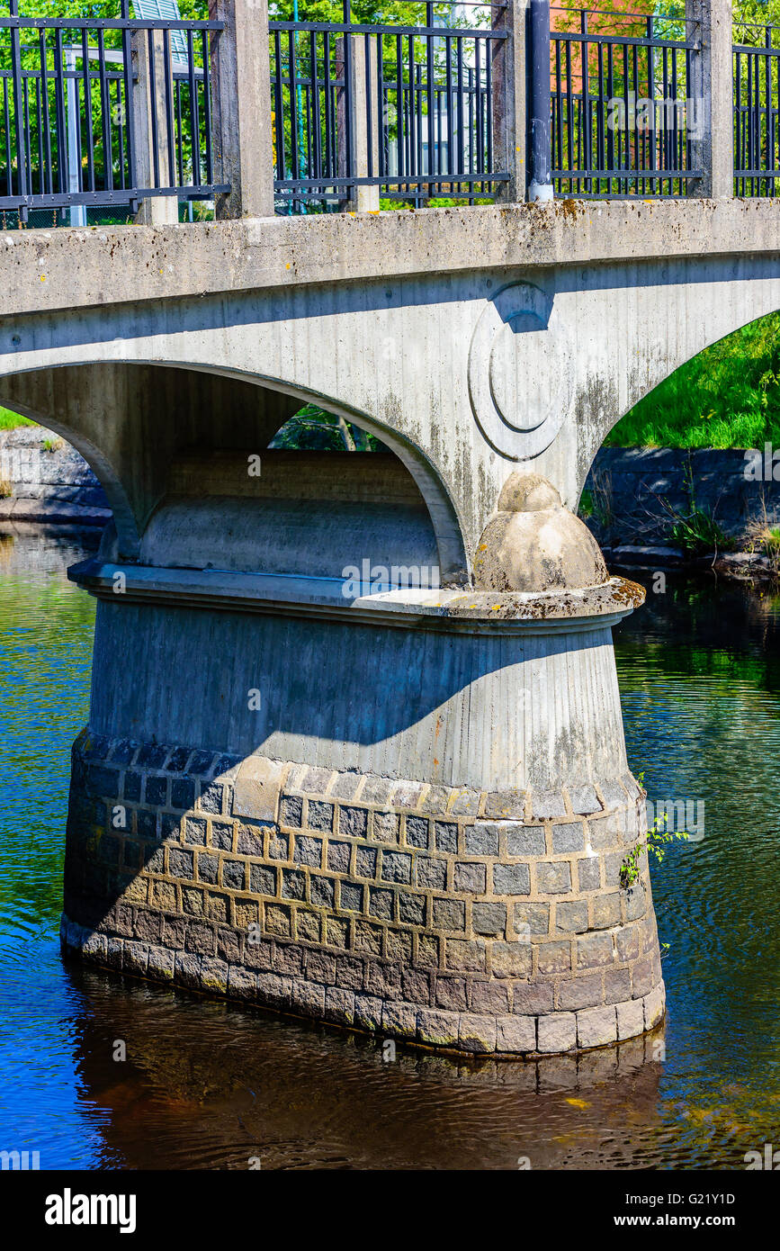 Pillar railing hi-res stock photography and images - Alamy