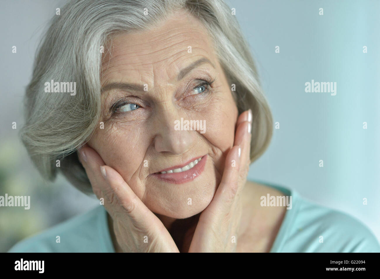 Senior woman portrait Stock Photo - Alamy