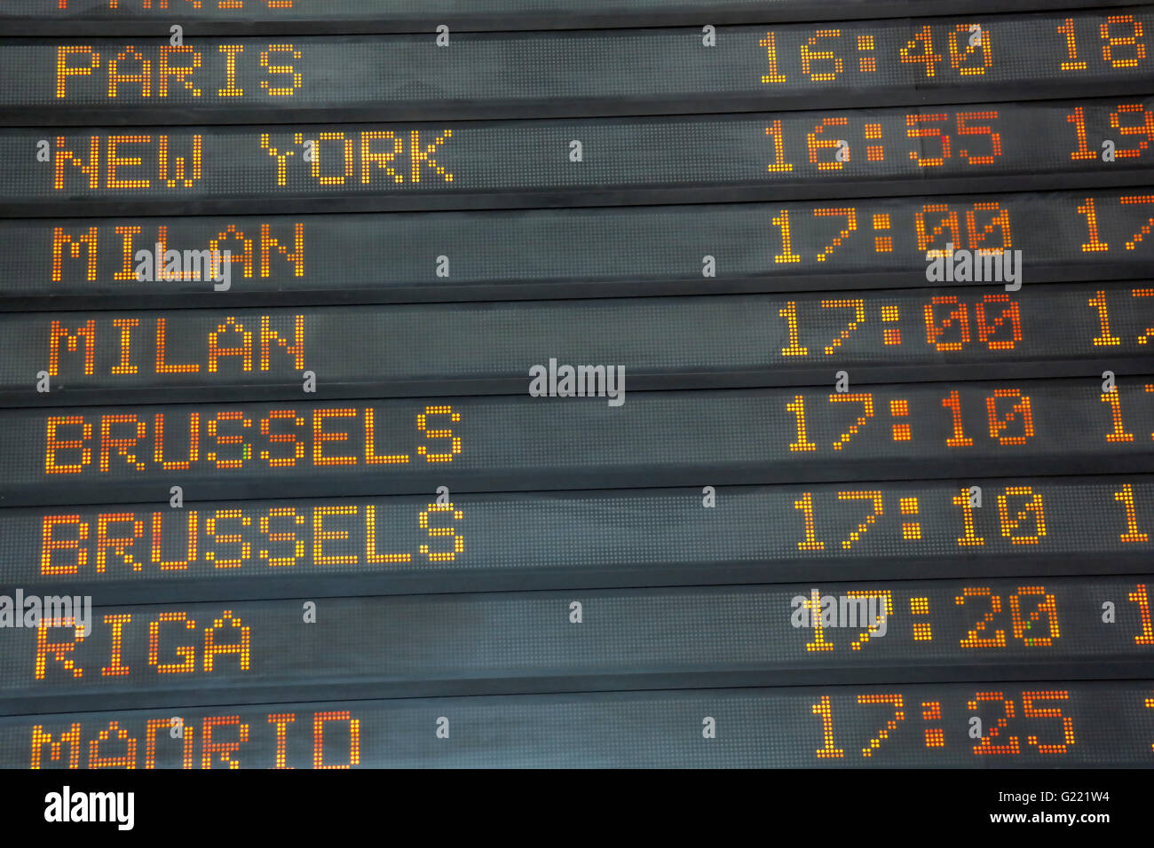 Flight vacations hi-res stock photography and images - Alamy