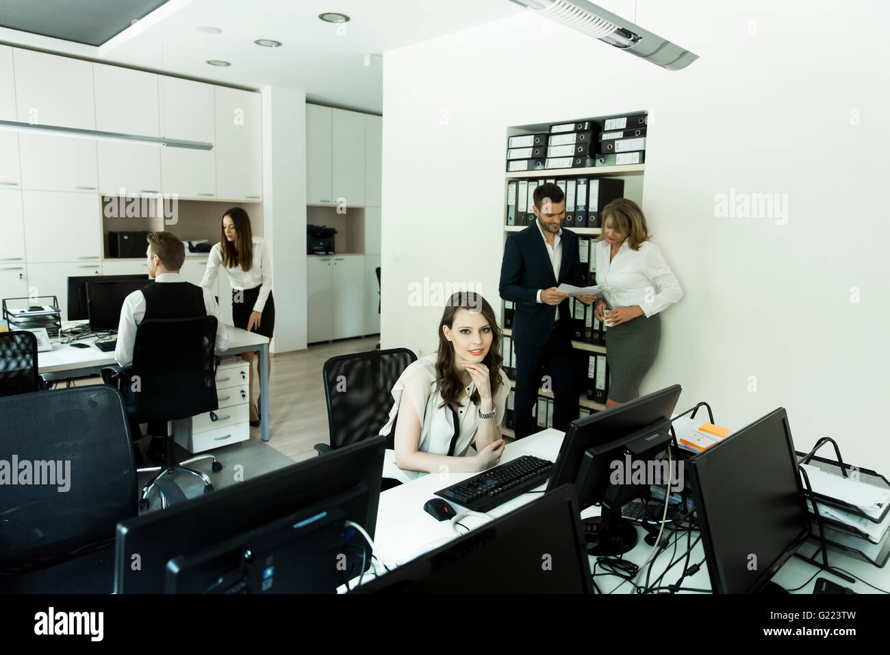 Team in office working on hi-res stock photography and images - Alamy