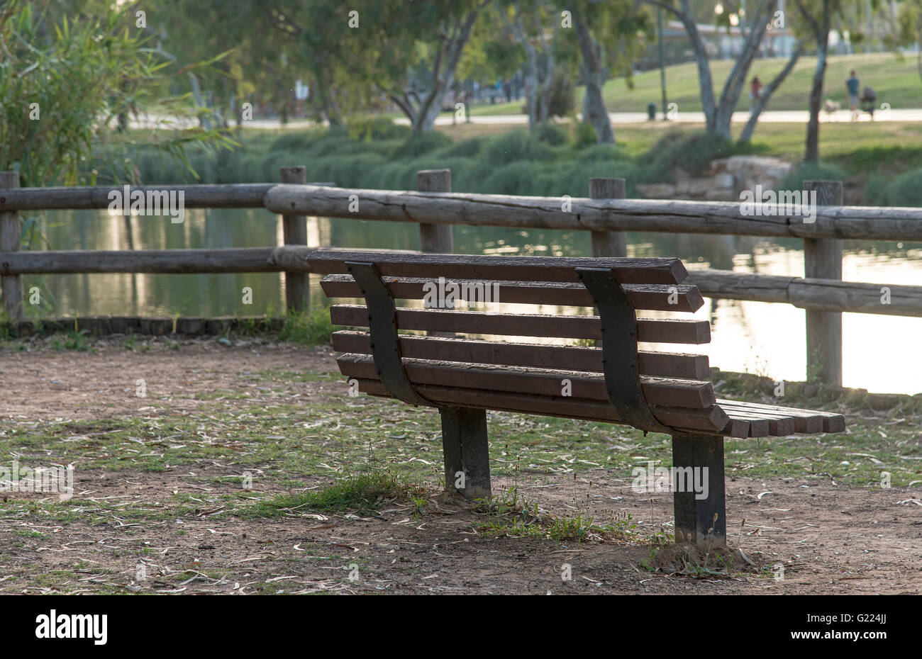 Vintage bench river hi-res stock photography and images - Alamy