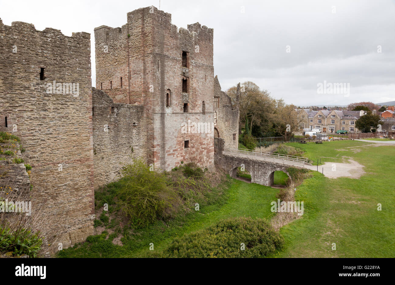 Ludlow monument hi-res stock photography and images - Alamy