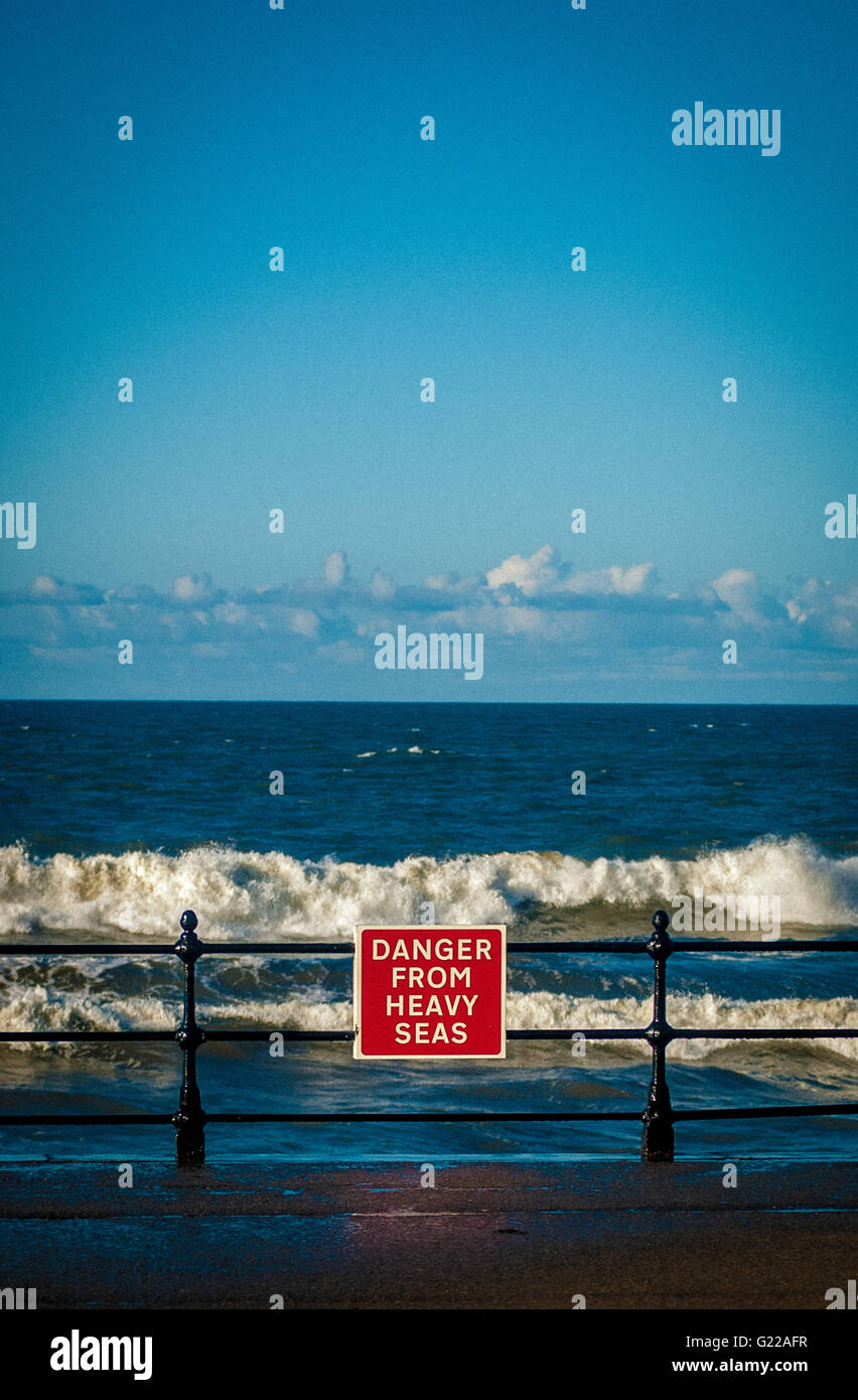 Danger from heavy seas warning sign hi-res stock photography and images ...