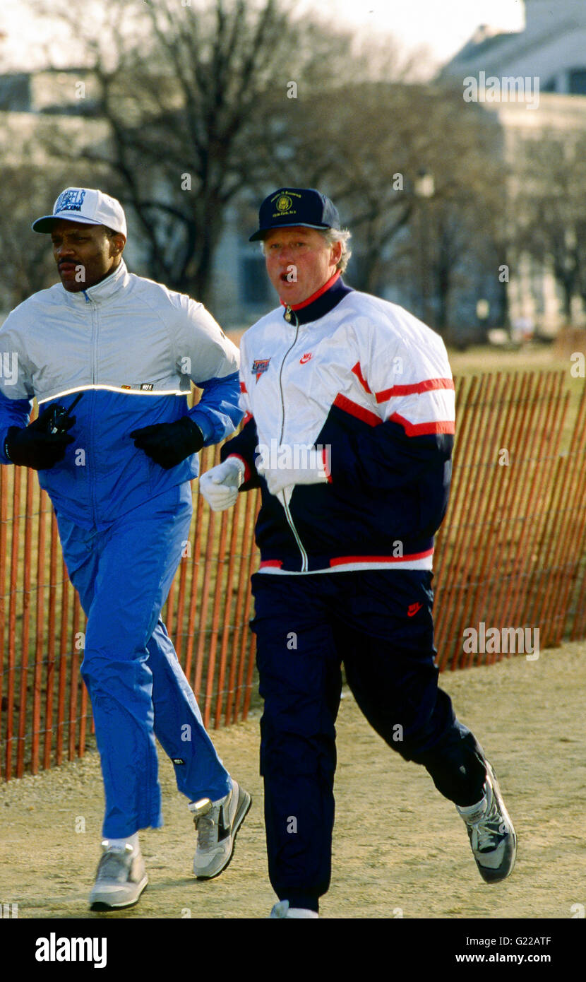 Secret service president clinton hi-res stock photography and images ...