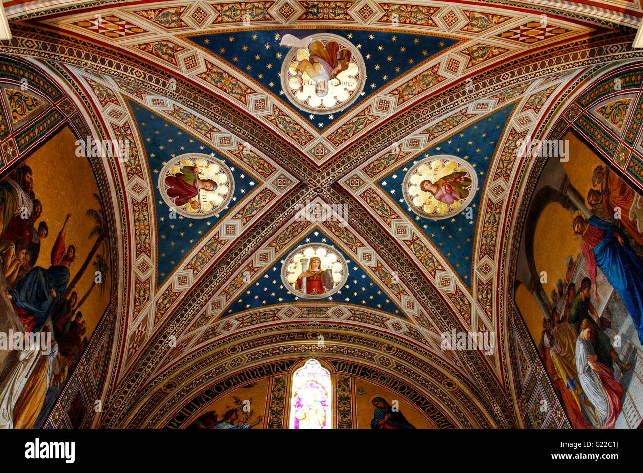 Brolio castle details incl. chapel, Chianti. Tuscany Stock Photo - Alamy