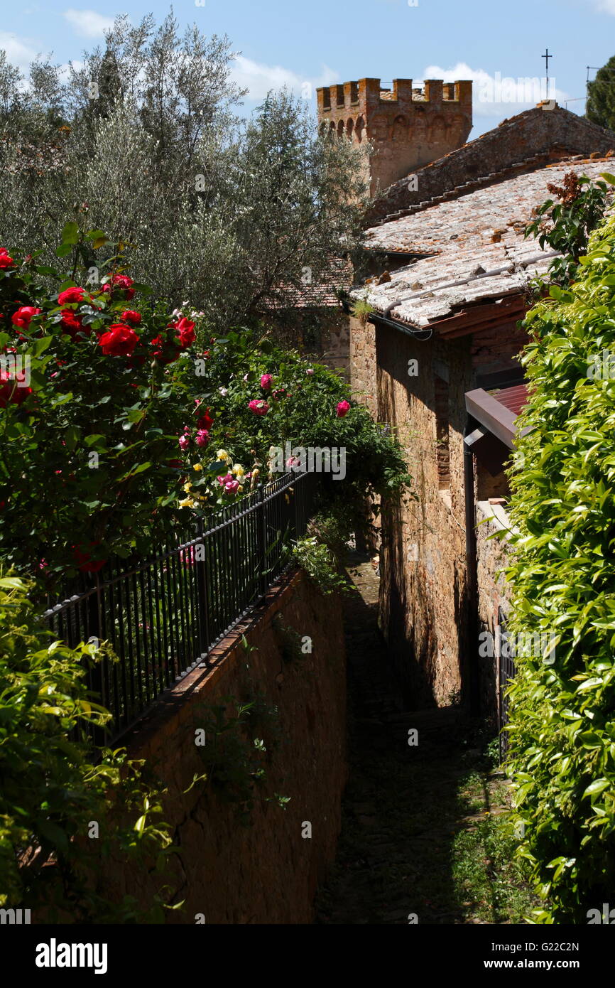 Monticchiello village in Orcia valley, Tuscany Stock Photo - Alamy