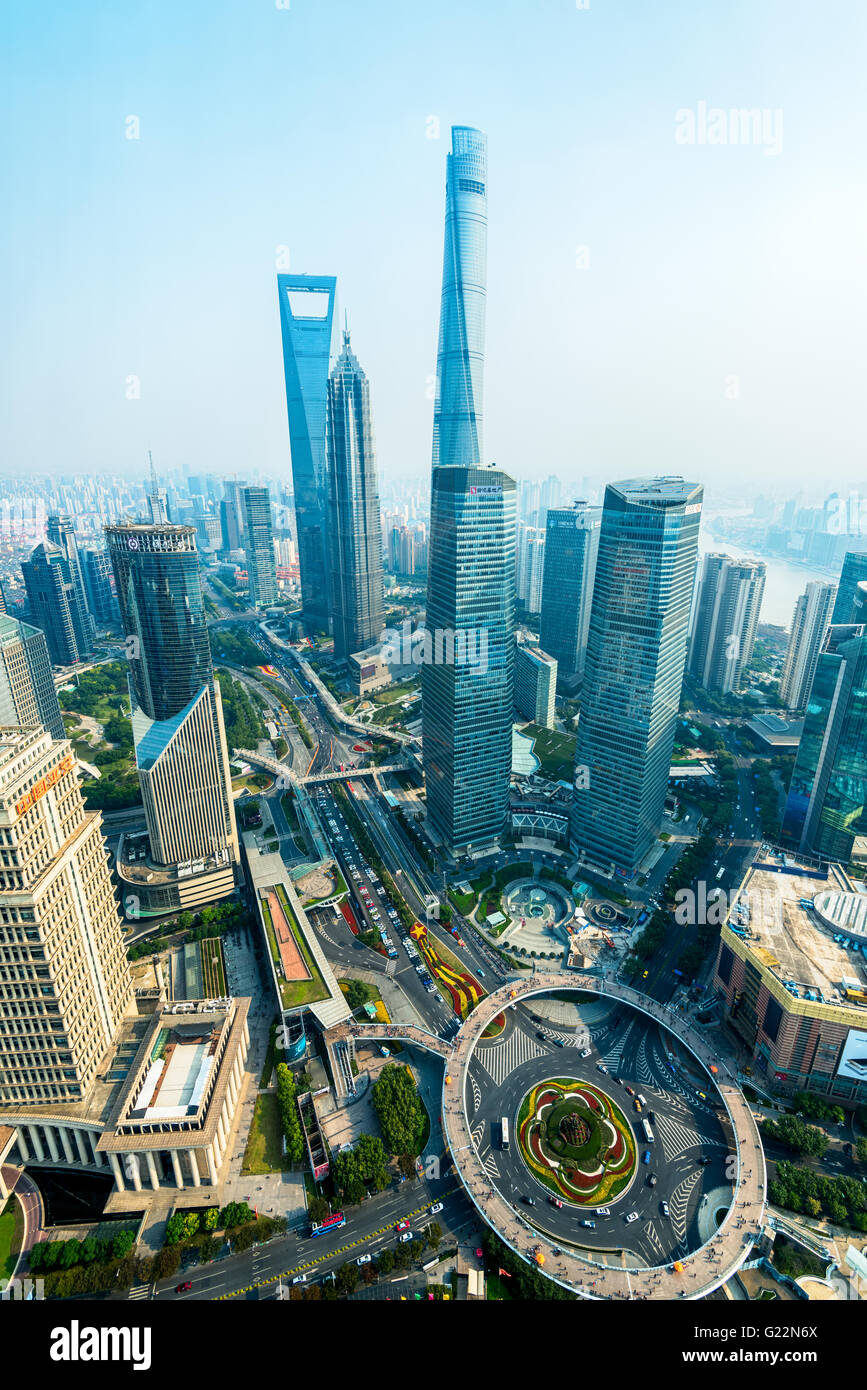Shanghai skyline iconic skyscrapers hi-res stock photography and images ...