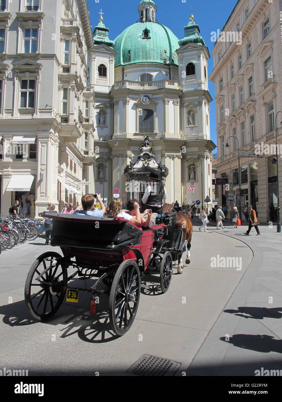 Vienna, Austria. Horse drawn carriage with tourists Stock Photo - Alamy