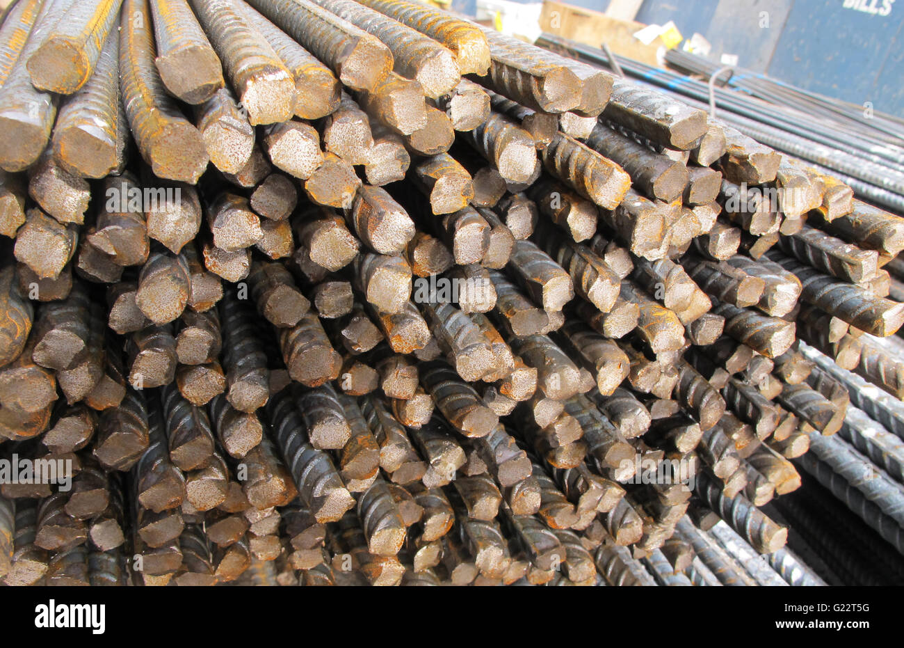 stacks of 3/4 inch rebar used to reinforce concrete Stock Photo - Alamy
