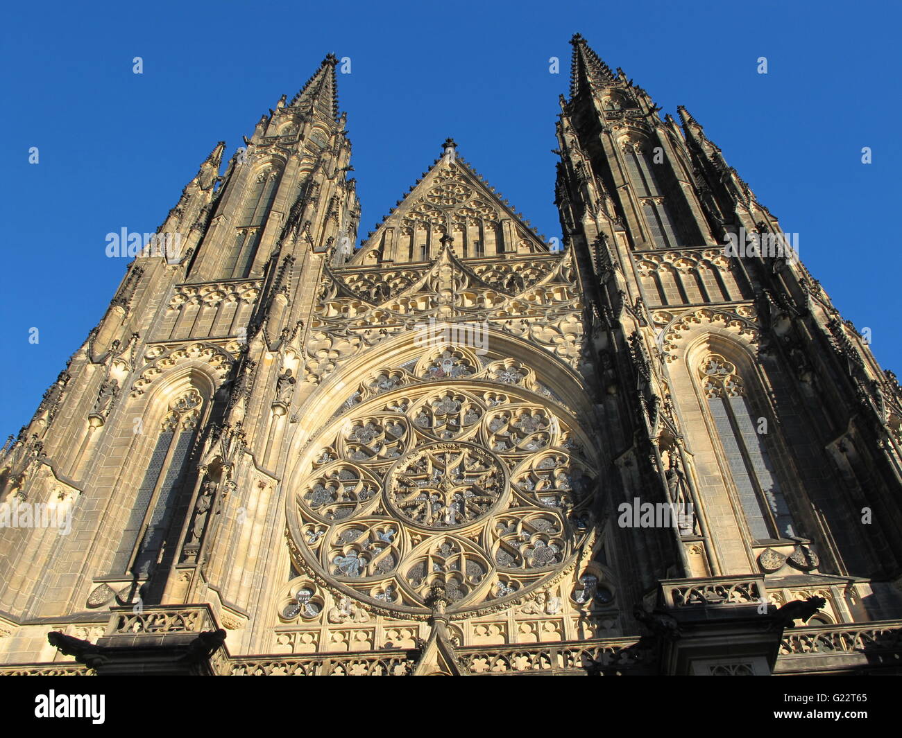 Prague gothic architecture hi-res stock photography and images - Alamy