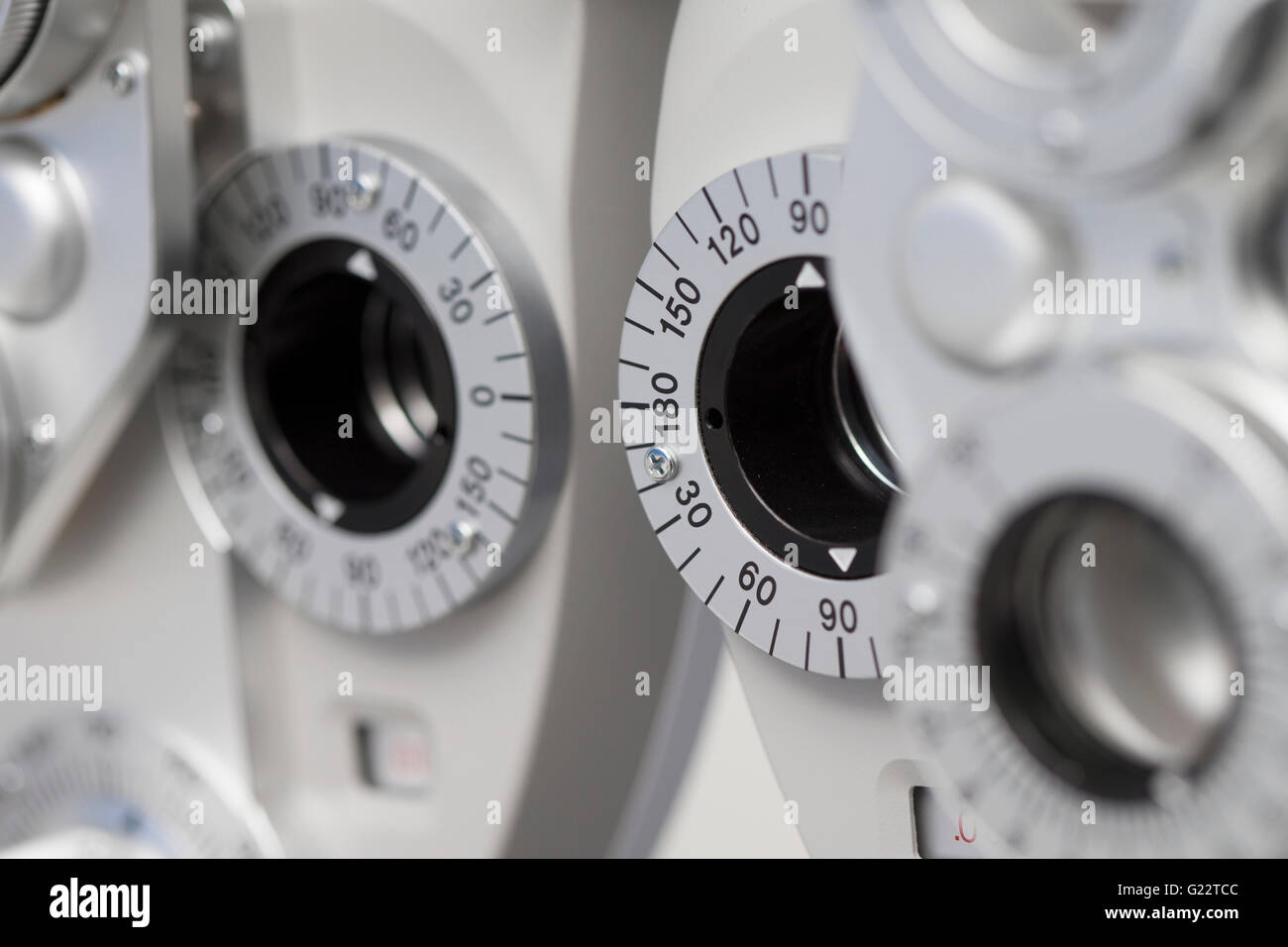 Phoropter, ophthalmic testing device machine Stock Photo - Alamy
