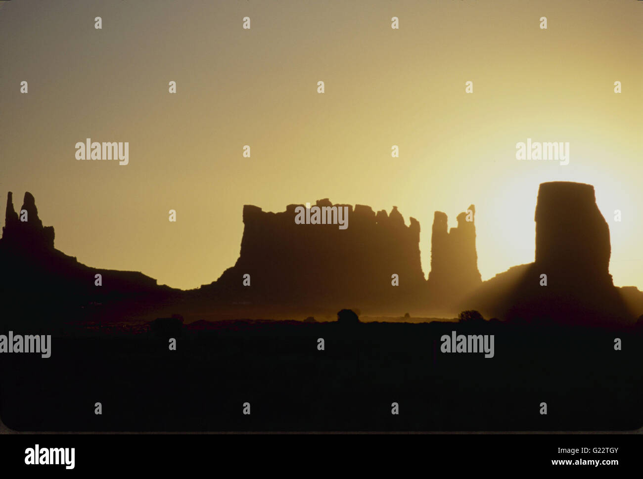 Utah/Arizona border, Monument Valley Stock Photo - Alamy
