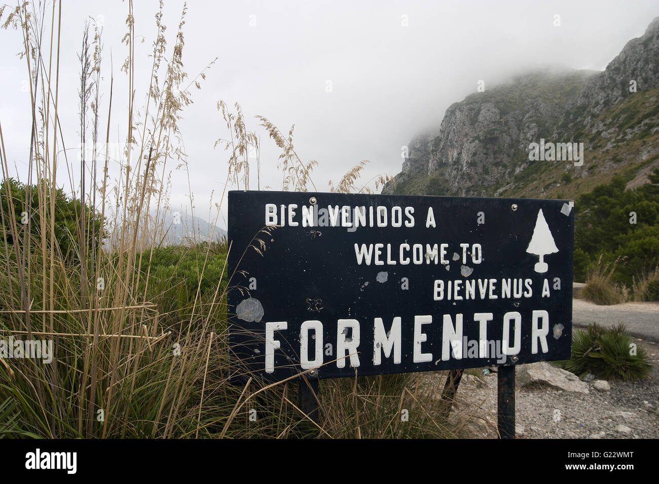 Welcome mountain hi-res stock photography and images - Alamy