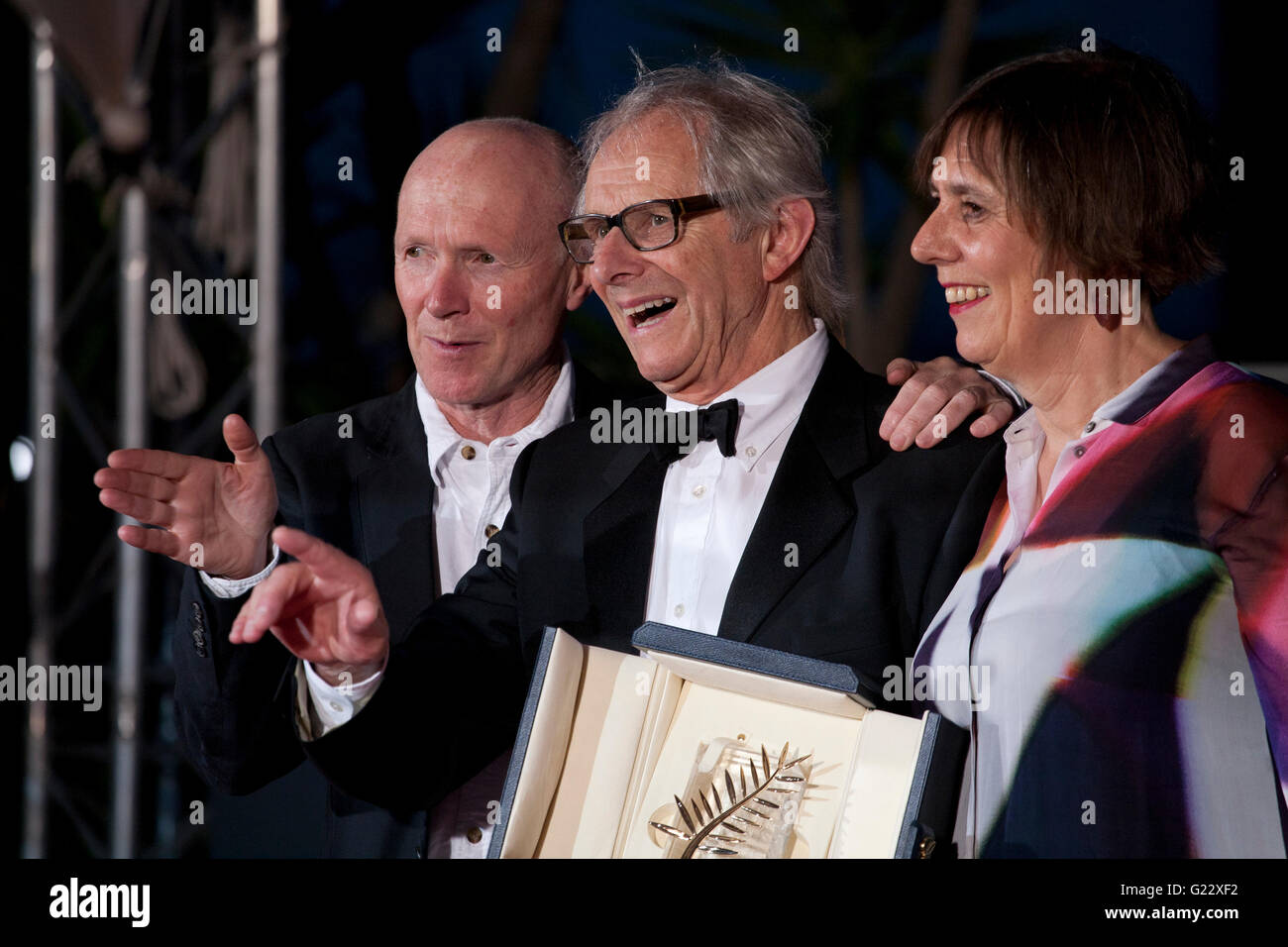 Cannes, France. 22nd May, 2016. Ken Loach, Rebecca O'Brien, Paul ... Cannes, France. 22nd May, 2016. Ken Loach, Rebecca O'Brien, Paul ...