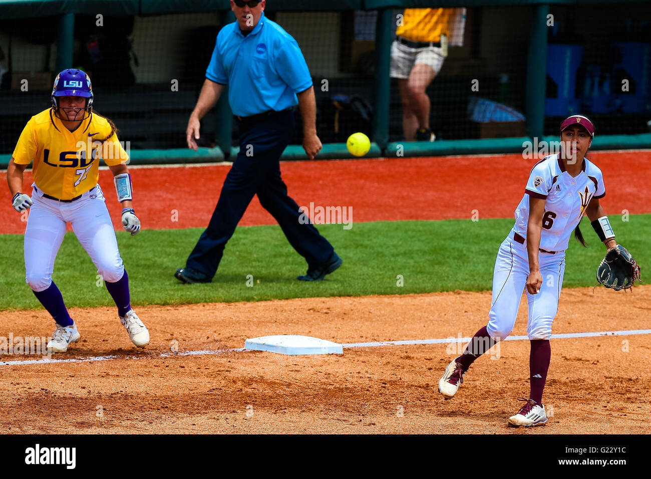Baton Rouge, LA, USA. 22nd May, 2016. Arizona State infielder Taylor ...