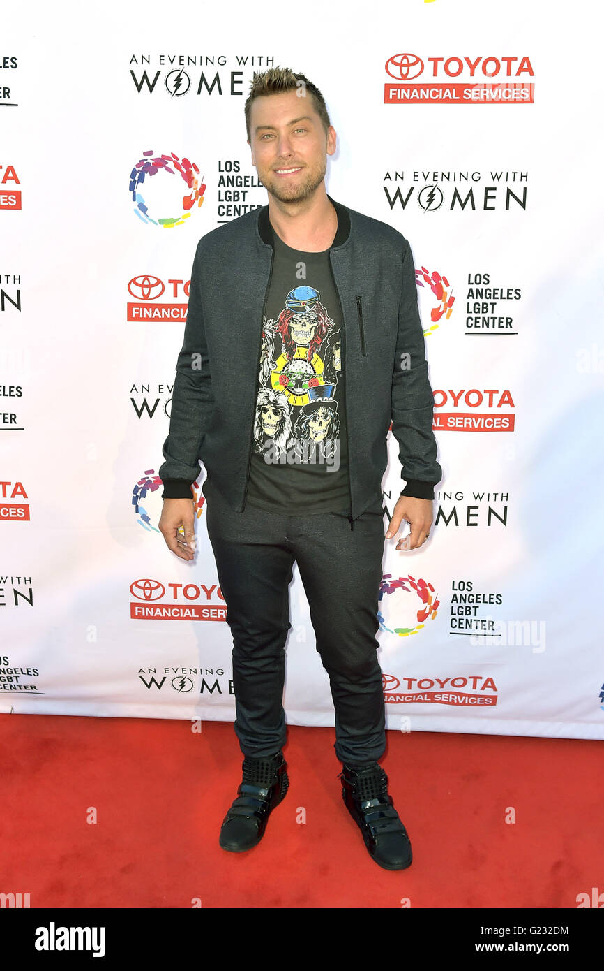 Singer lance bass hi-res stock photography and images - Alamy