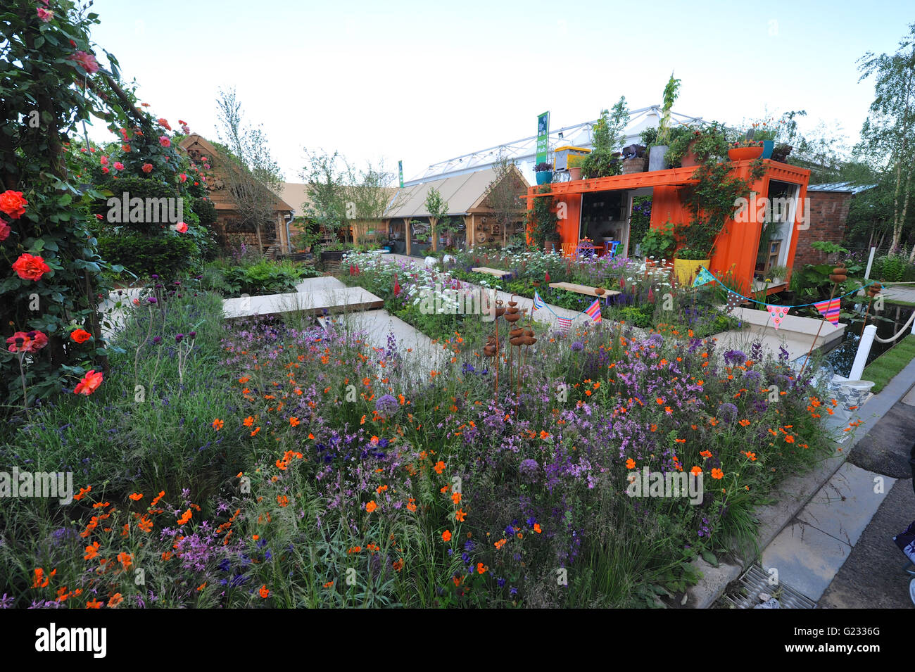 Greening grey britain hi-res stock photography and images - Alamy