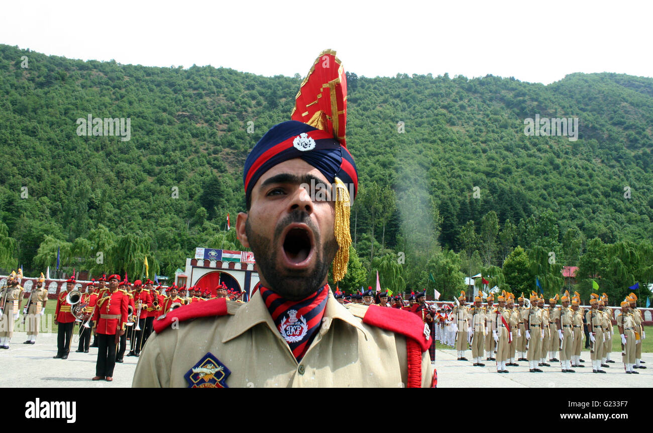 Srinagar, Indian Administered Kashmir. 23rd May, 2016. A New recruit ...