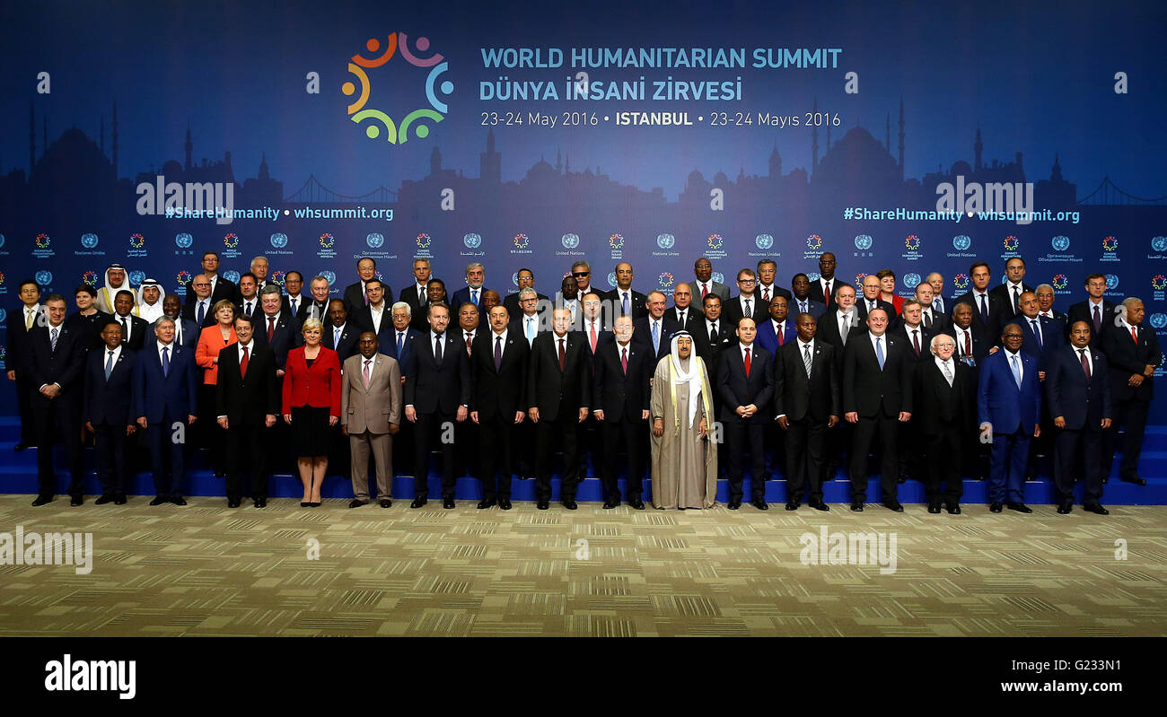 Humanitarian groups hi-res stock photography and images - Alamy