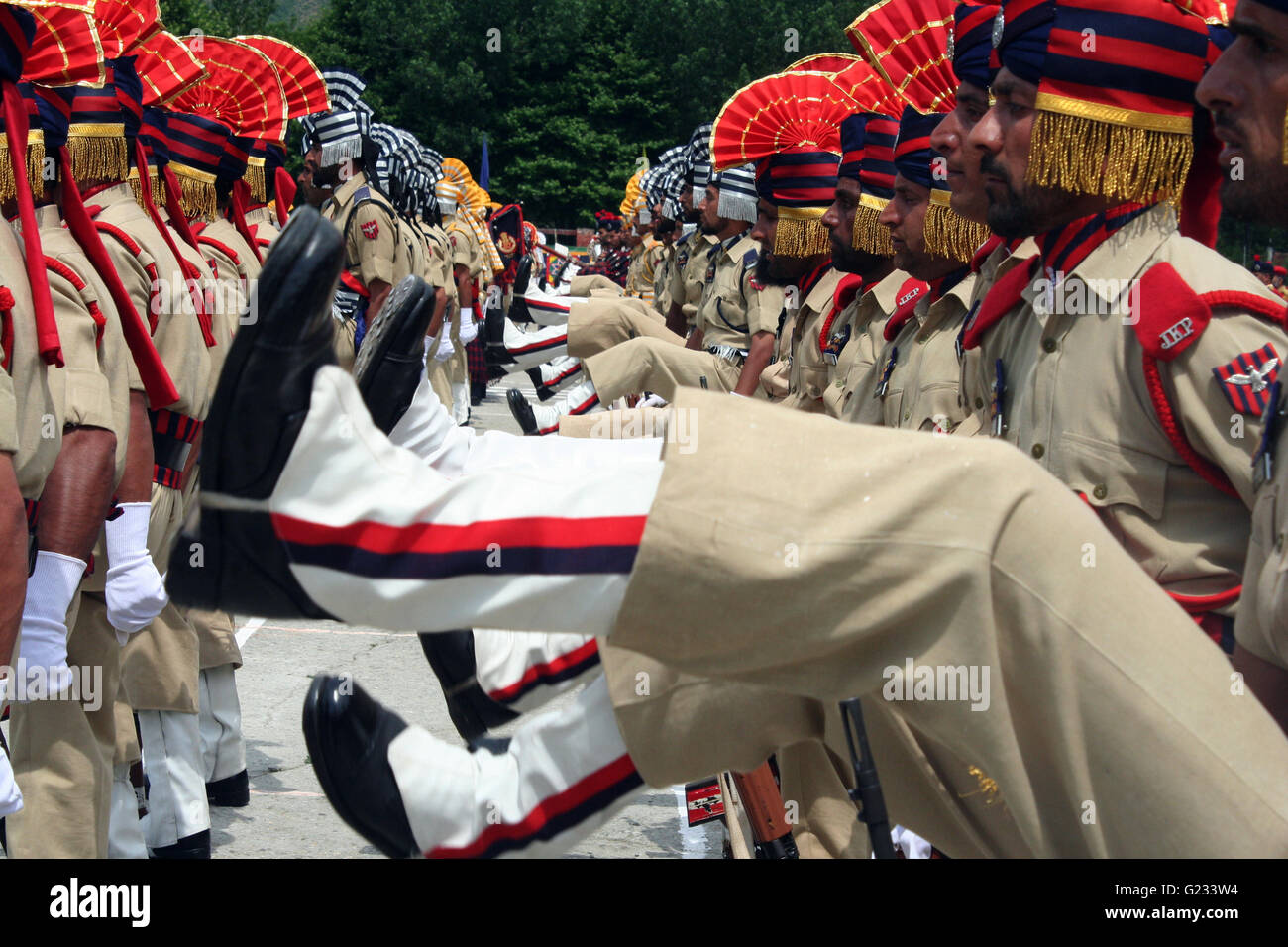 Srinagar, Indian Administered Kashmir. 23rd May, 2016. New recruits of ...