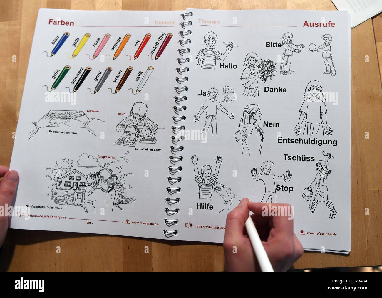 The first edition of the free German book 'Deutsch-Bausteine. Deutsch ...