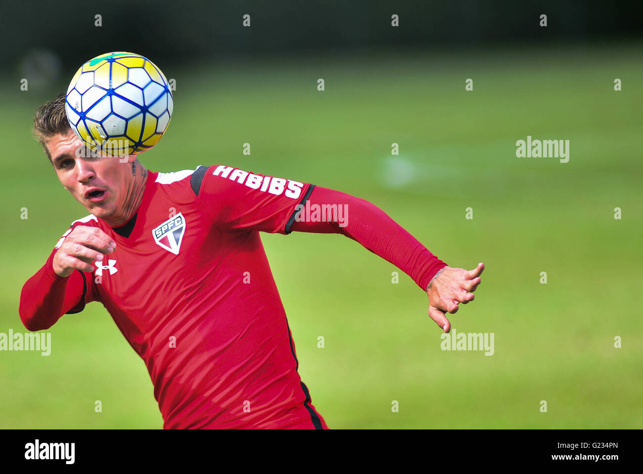 Sao Paulo, Brazil. 23rd May, 2016. TRAINING SPFC - Lyanco during ...