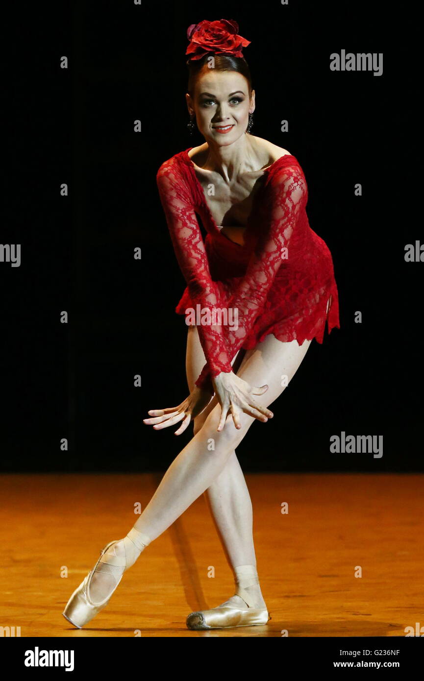Legendary Dancer High Resolution Stock Photography and Images - Alamy