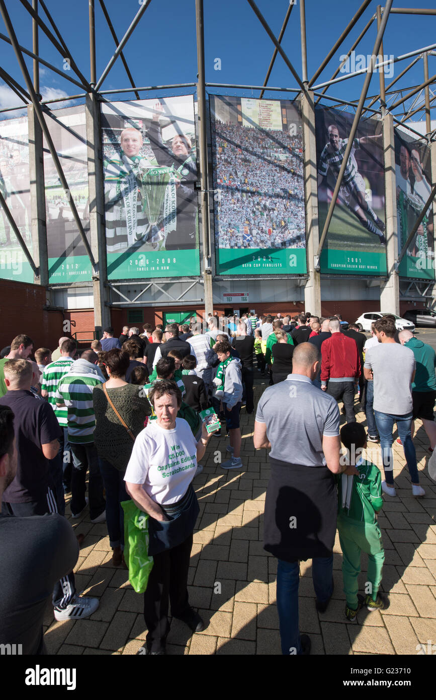 Brendan Rodgers is greeted by crowds of Celtic fans at Celtic Park ...