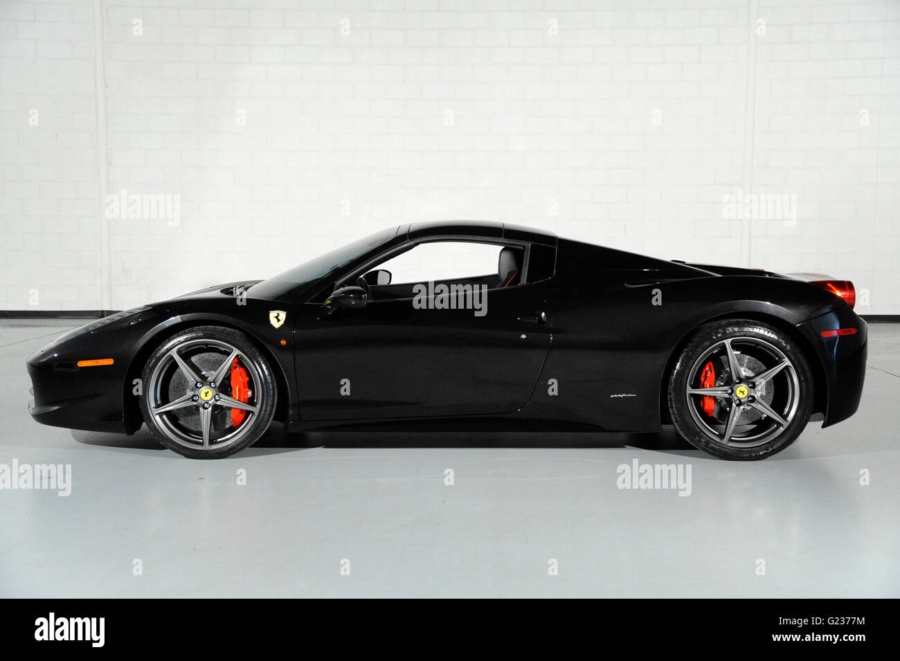 Exterior 2013 Ferrari F458 Spider Stock Photo - Alamy