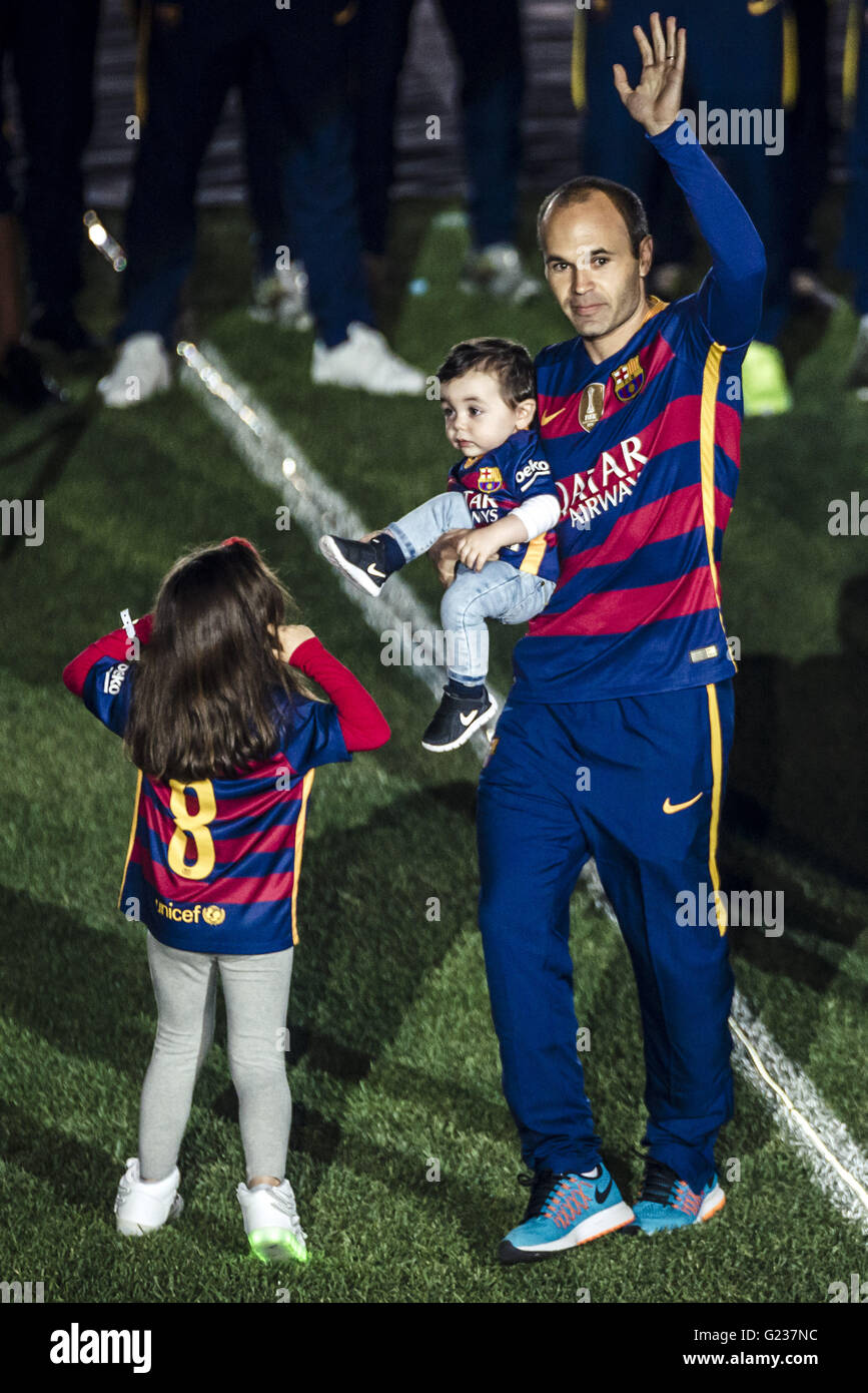 Barcelona, Catalonia, Spain. 23rd May, 2016. FC Barcelona's midfielder ...
