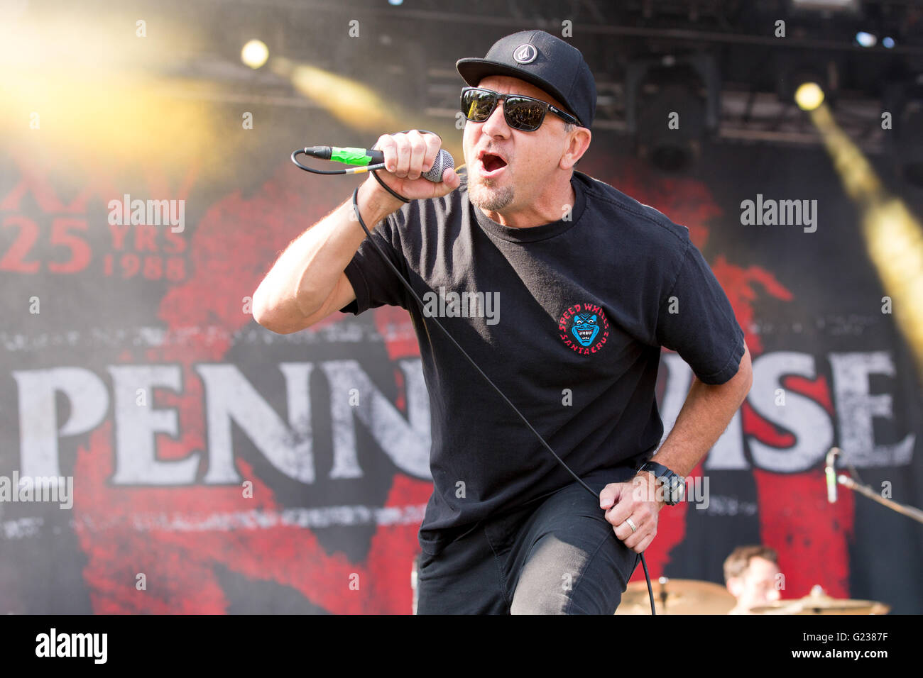 Pennywise band hi-res stock photography and images - Alamy