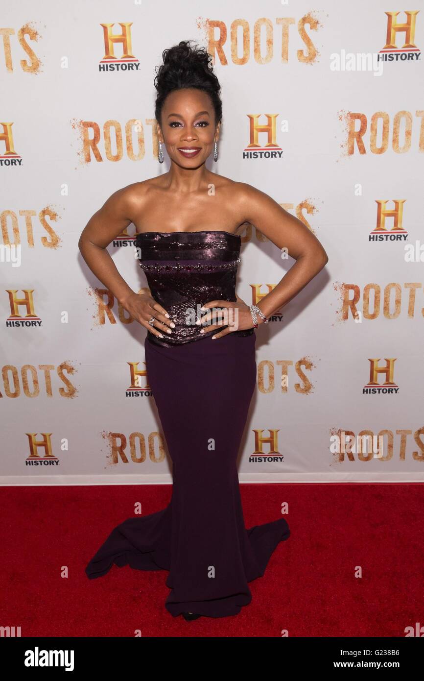 Roots and anika noni rose hi-res stock photography and images - Alamy