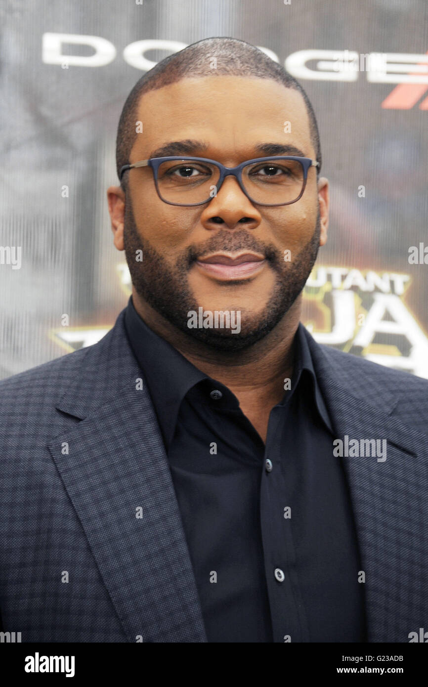 Tyler perry hi-res stock photography and images - Alamy