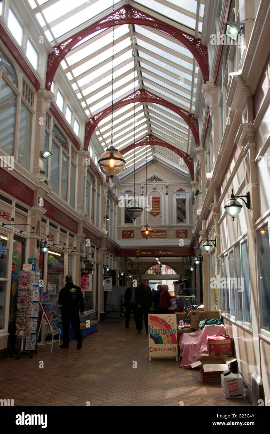 Historic arcade hi-res stock photography and images - Alamy